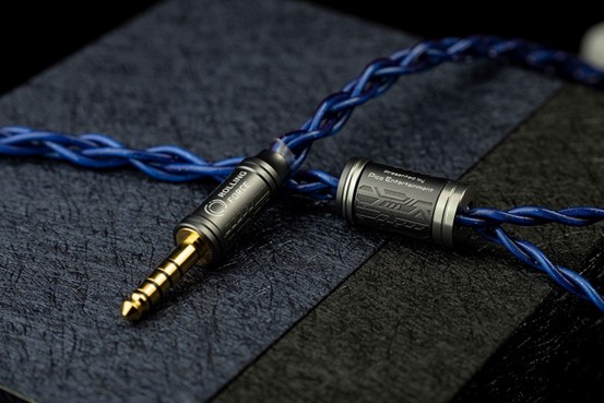 在浩瀚的宇宙尋找完美的平衡: Rolling Force全新超旗艦線材 – Cosmos | HiFi Prosumer